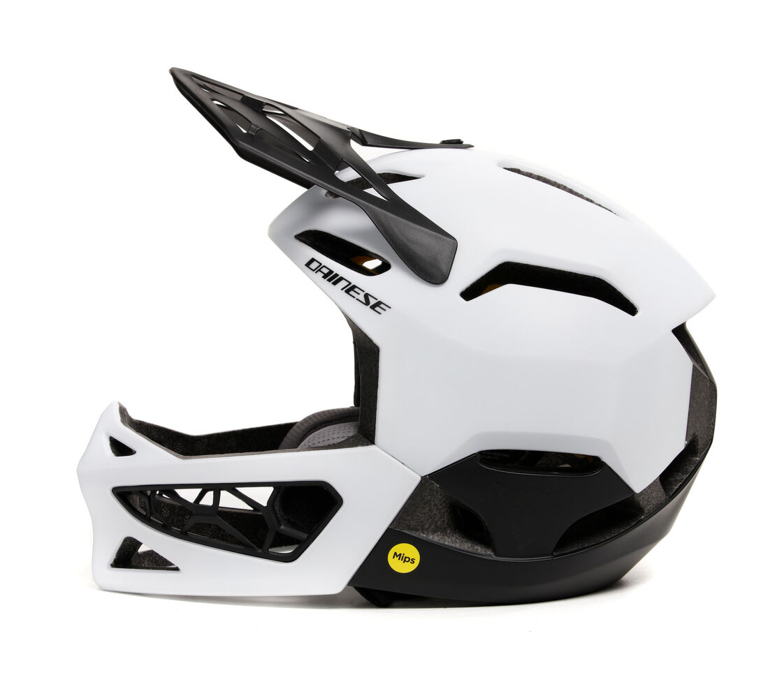 Dainese Motorcycle Helmet | Reviewmotors.co
